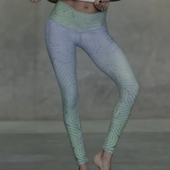 Niyama Sol | Pants & Jumpsuits | Niyam Sol Circuit Apple Leggings ...
